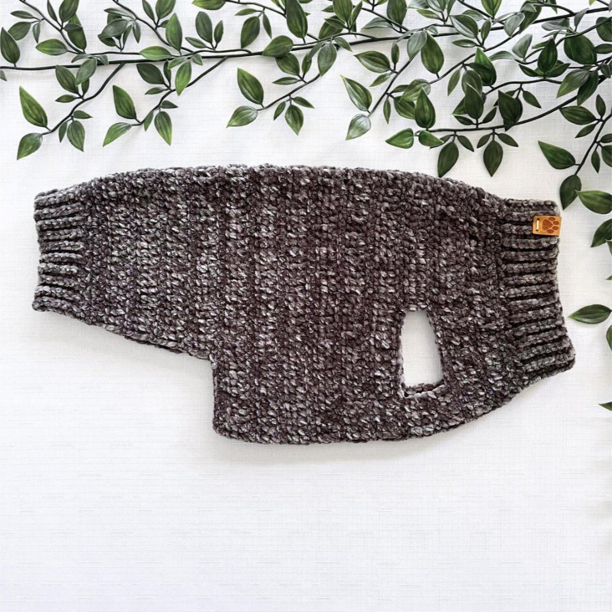 Super Snuggly Pet Sweater – YoPattern™